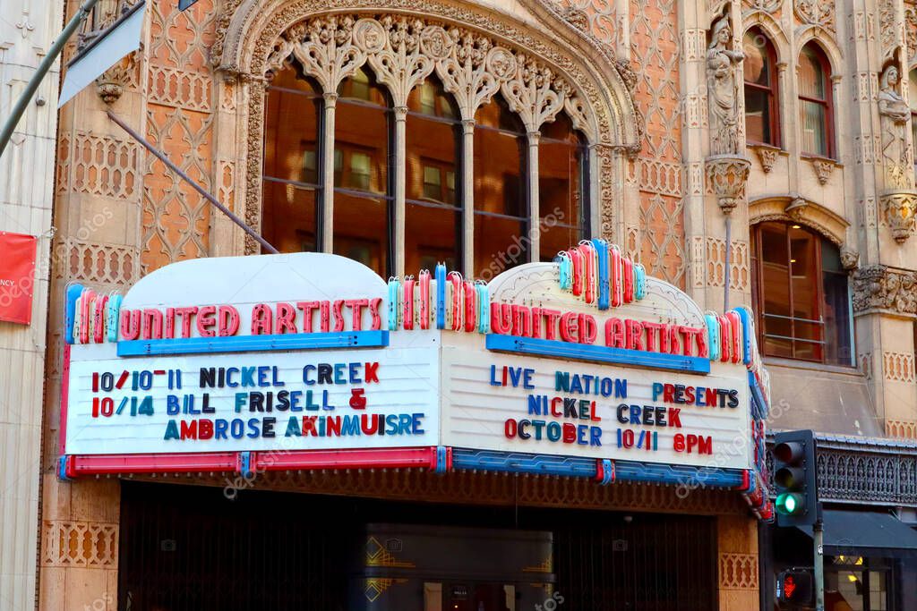 Los Angeles, California October 11, 2023: UNITED ARTISTS Theatre, historic Theatre at 921 S ...