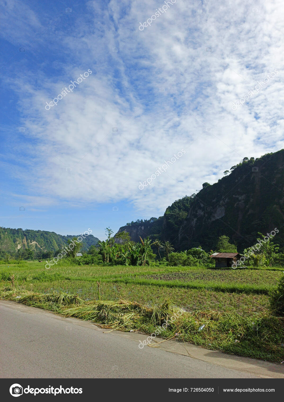 Cliff Side Road Blue Sky Background Day Bukittinggi West Sumatra ...