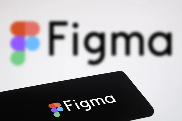 Dhaka, Bangladesh 15 de febrero de 2024: el logotipo de Figma se muestra en el teléfono ...