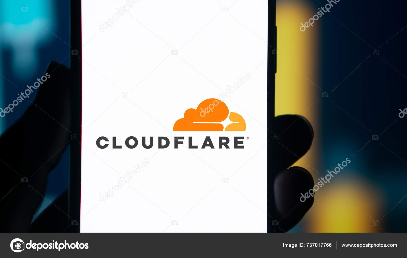 Dhaka Bangladesh Aug 2024 Cloudflare Logo Displayed Smartphone ...