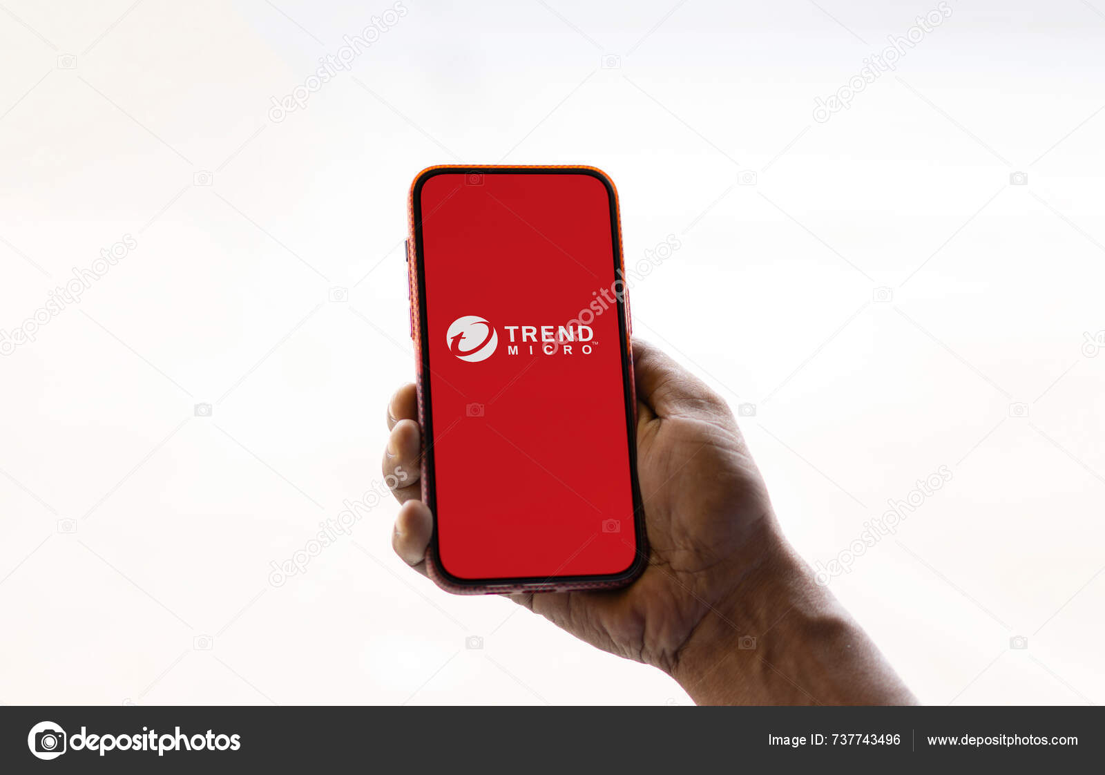 Dhaka Bangladesh Aug 2024 Trend Micro Inc Logo Displayed Smartphone — Stock Editorial Photo ...
