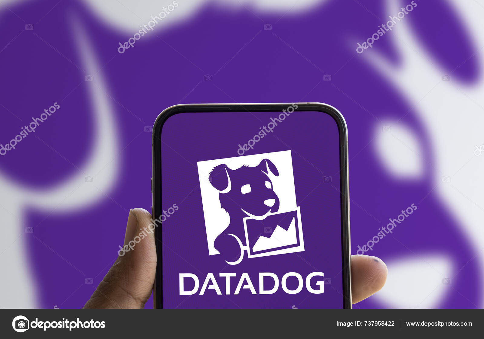 Dhaka Bangladesh Aug 2024 Datadog Logo Displayed Smartphone Datadog ...