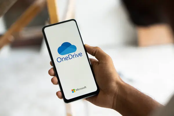Microsoft onedrive cloud storage Stockfotos, lizenzfreie Microsoft ...