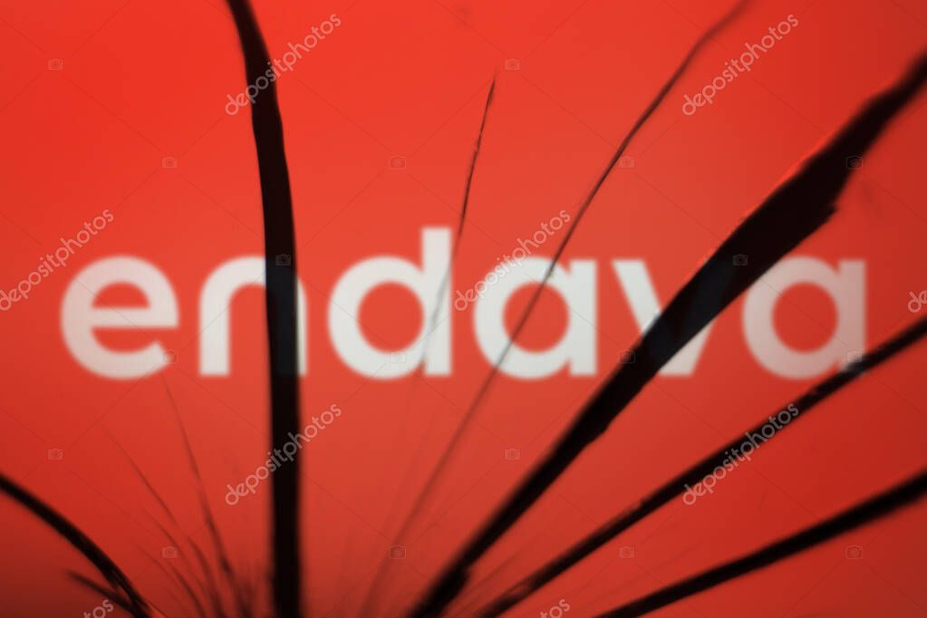 Dhaka, Bangladesh 16 Oct 2024: El logotipo de Endava es visible en el ...