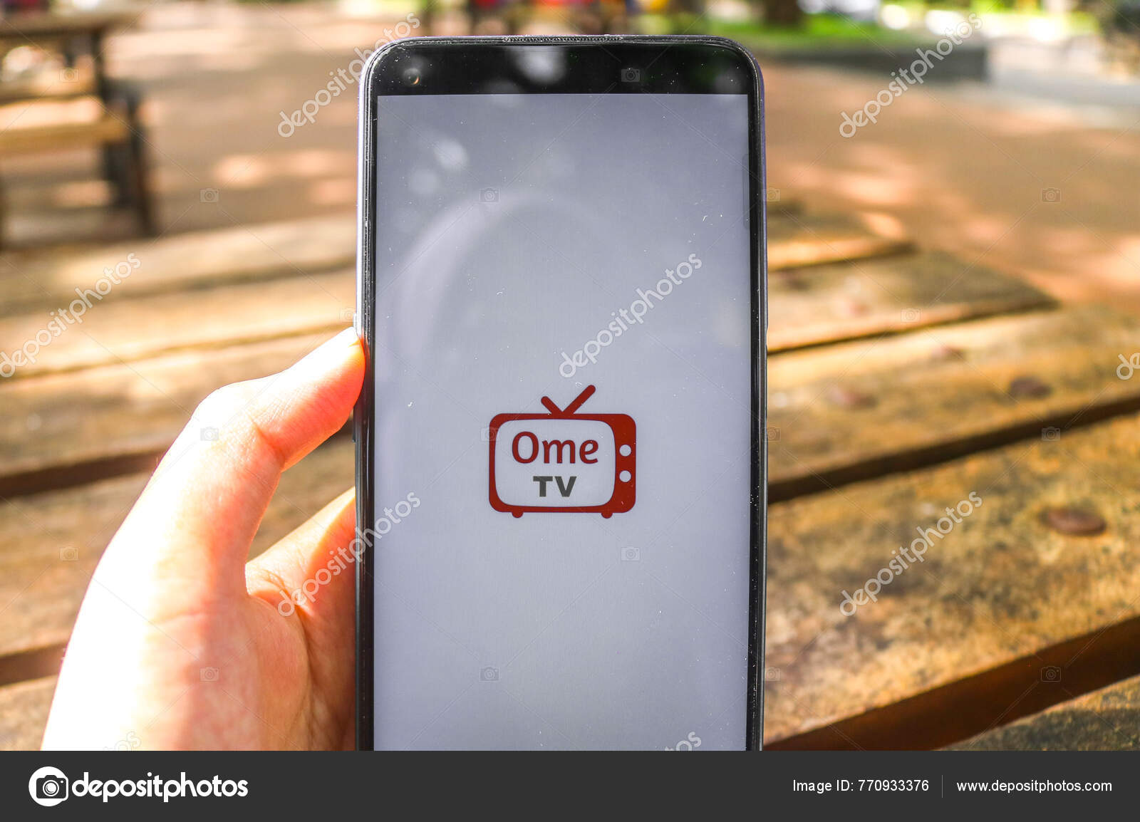 Indonesia December 2024 Ometv Mobile App Screen Smartphone Ometv Logo ...