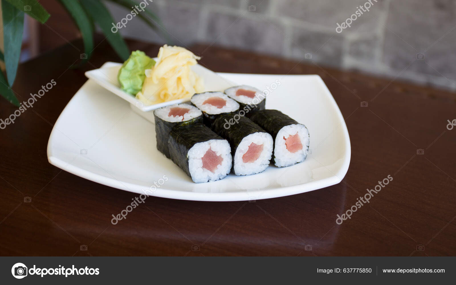 Tuna Maki Japanese Restaurant Combination Fish Rice Covered Seaweed ...