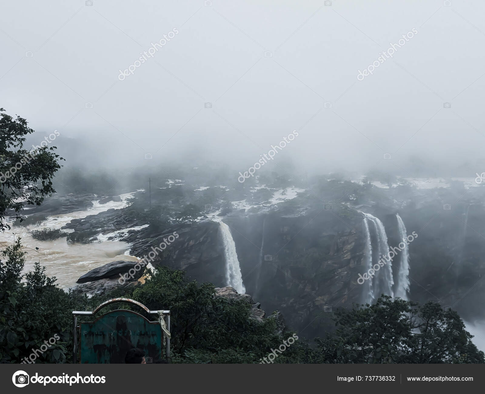 Beauty Jog Falls Karnataka World Famous Waterfalls Enchanting Fog ...