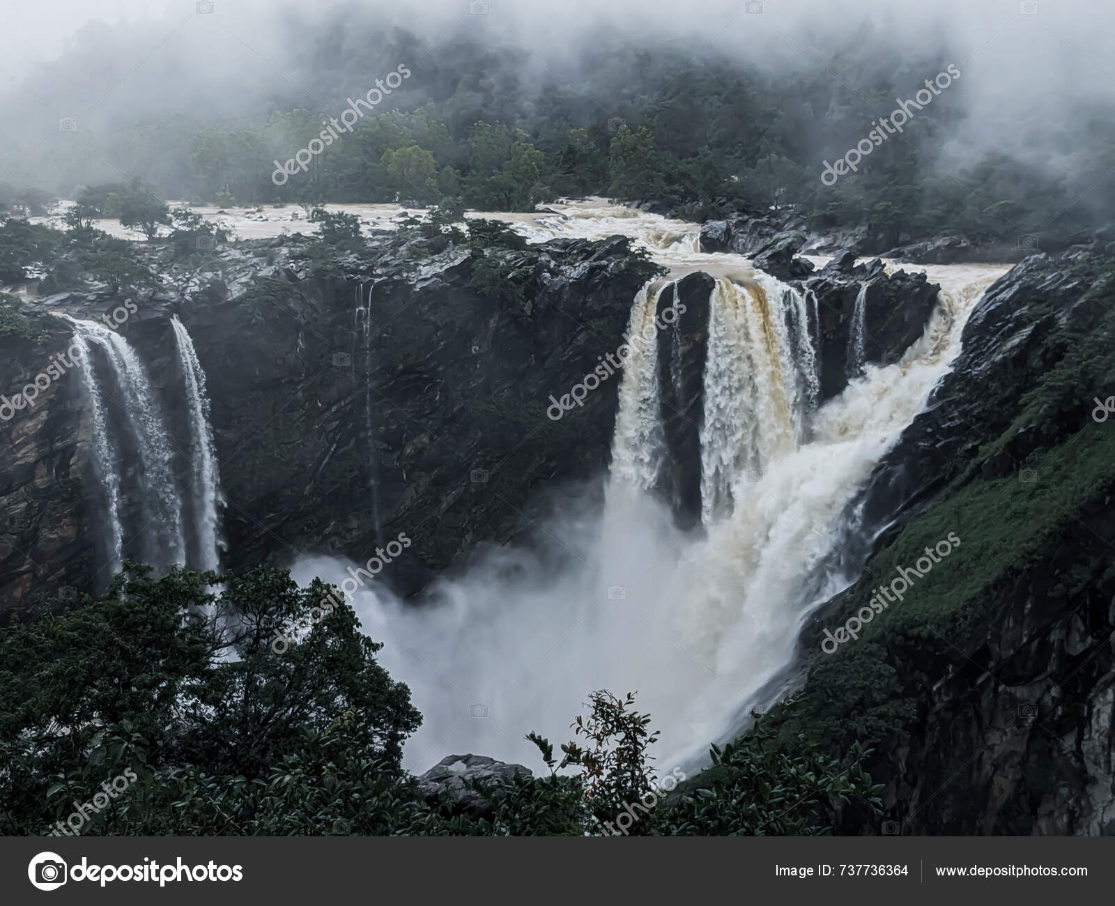 Beauty Jog Falls Karnataka World Famous Waterfalls Enchanting Fog ...