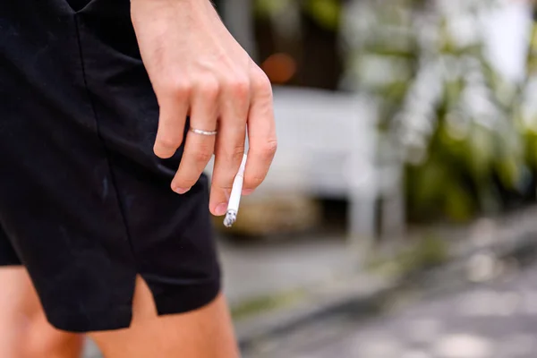 Caitlin stasey smoking Stock Photos, Royalty Free Caitlin stasey ...