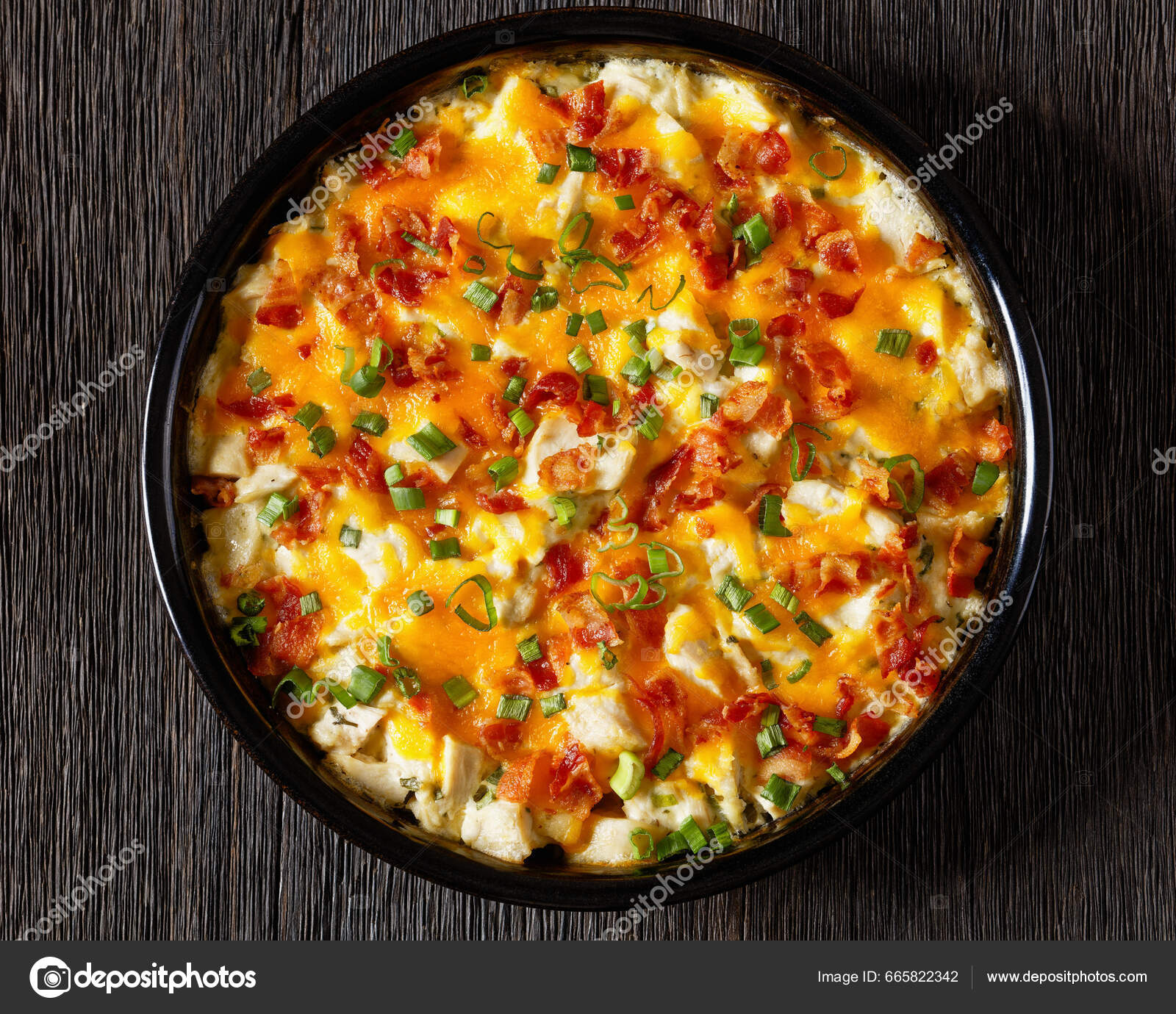 Cargado Pollo Hornear Galletas Capas Con Una Carne Pollo Cocido — Foto ...