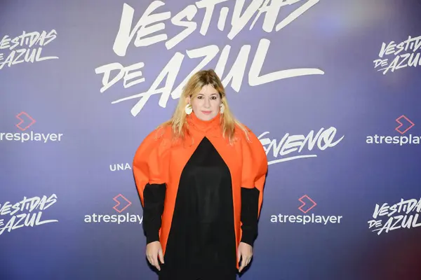 Pepa Charro, La Terremoto de Alcorcón posando durante el estreno de la ...