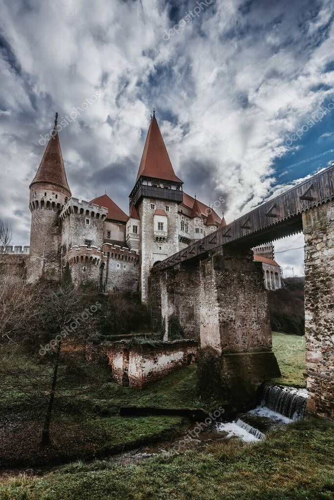 Gothic Corvin castle with bridge in Hunedoara, Romania. Castelul ...