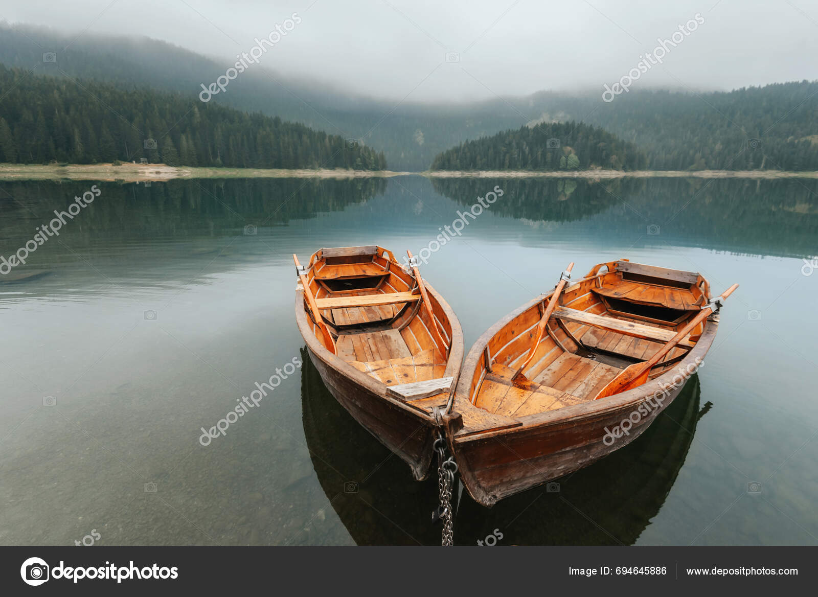 Two Traditional Rowing Boats Mountain Lake Covered Mist Rowboats Calm — Stock Photo © krugli86 ...