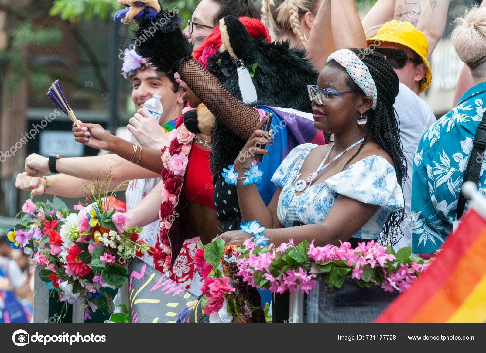 Toronto Canadá Junio 2024 Los Pueblos Participan Desfile Anual Del ...