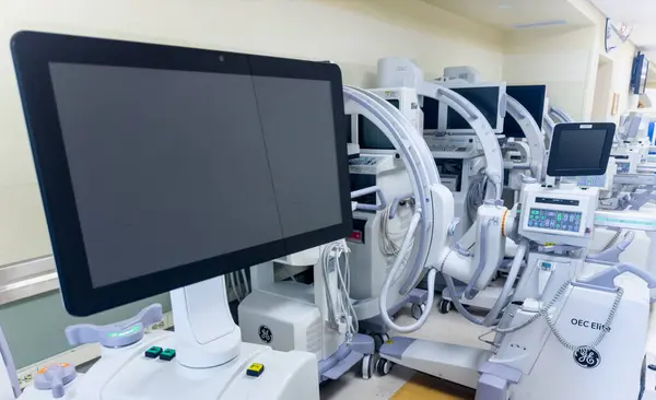 Operating room monitors Stock Photos, Royalty Free Operating room ...