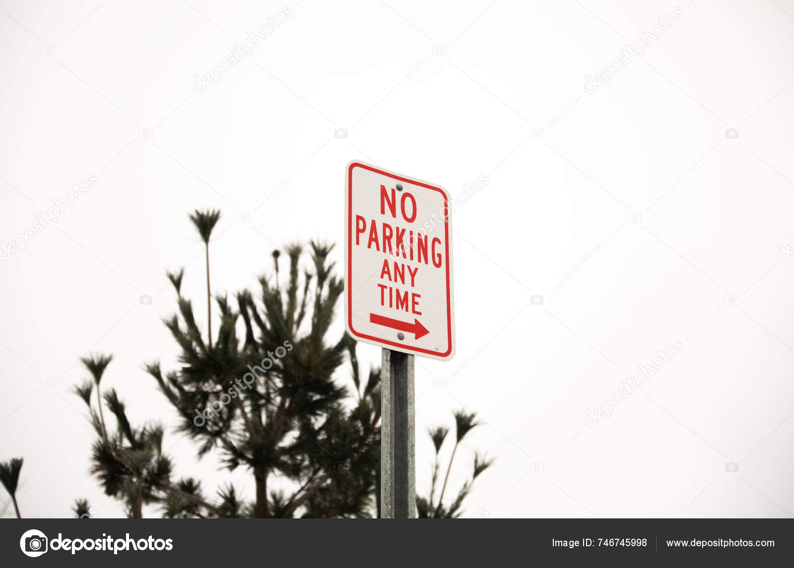 Parking Sign Parking Lot — Stock Photo © isaaclee1112 #746745998
