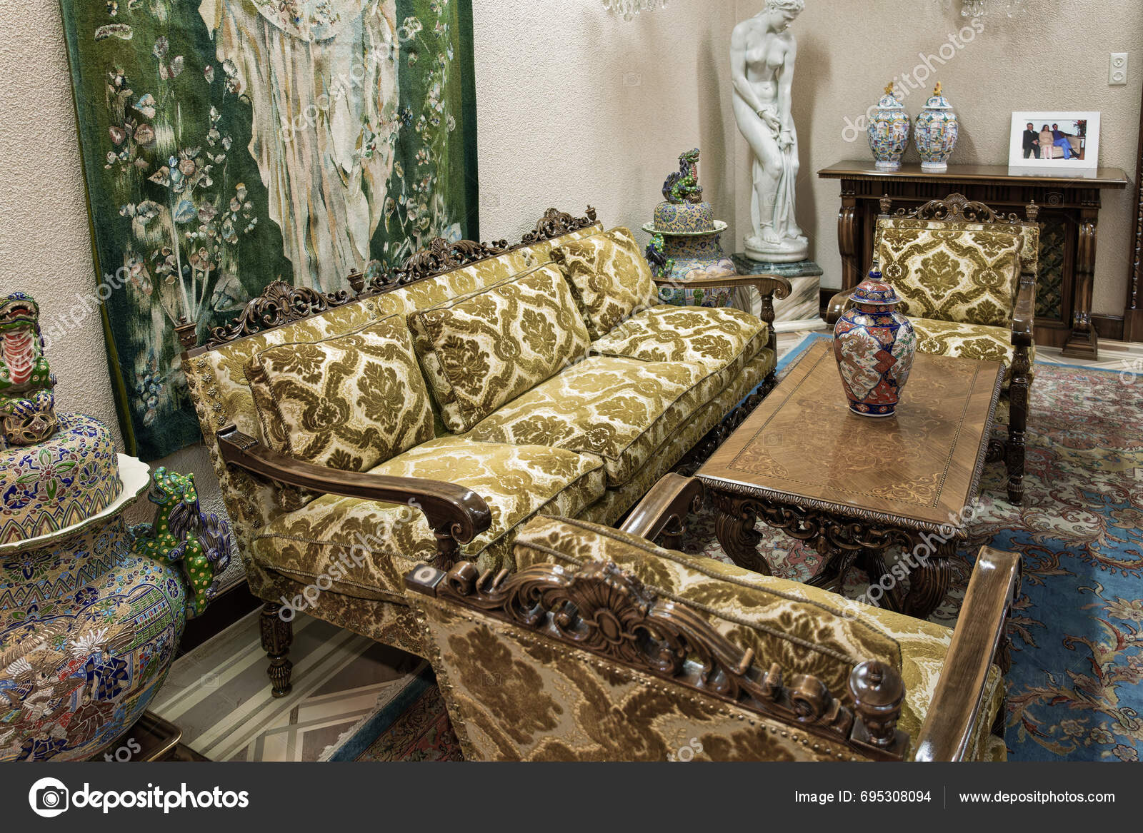 Bucarest Rumania Noviembre 2023 Casa Ceausescu Conocida Como Palacio ...