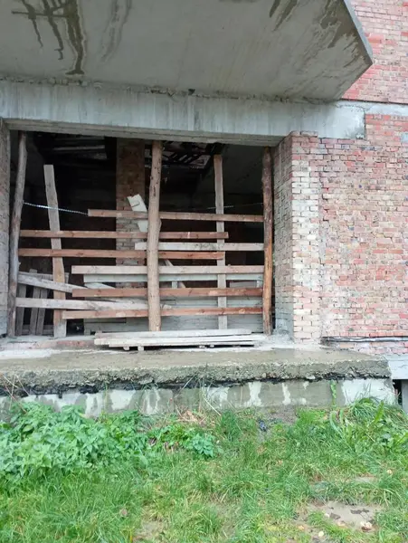 Dismantling of windows Stock Photos, Royalty Free Dismantling of ...