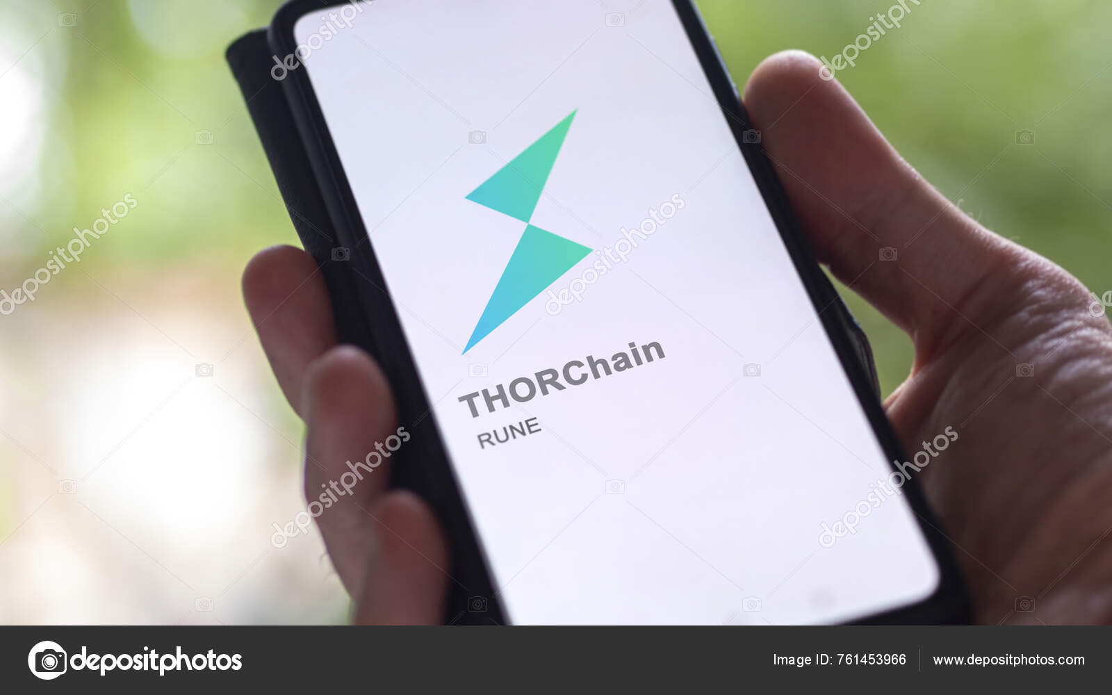 April 17Th 2024 Shanghai China Close Logo Rune Thorchain Screen — Stock Editorial Photo ...