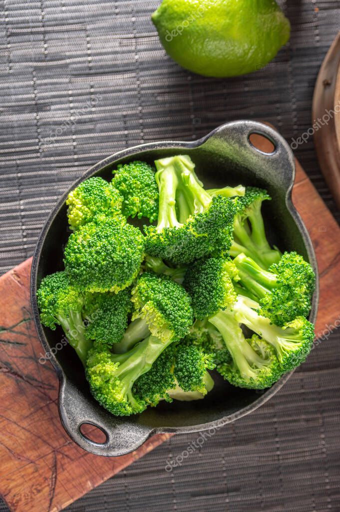 Close-Up 4K Ultra HD Imagen de brócoli cocido al vapor - Stock de ...