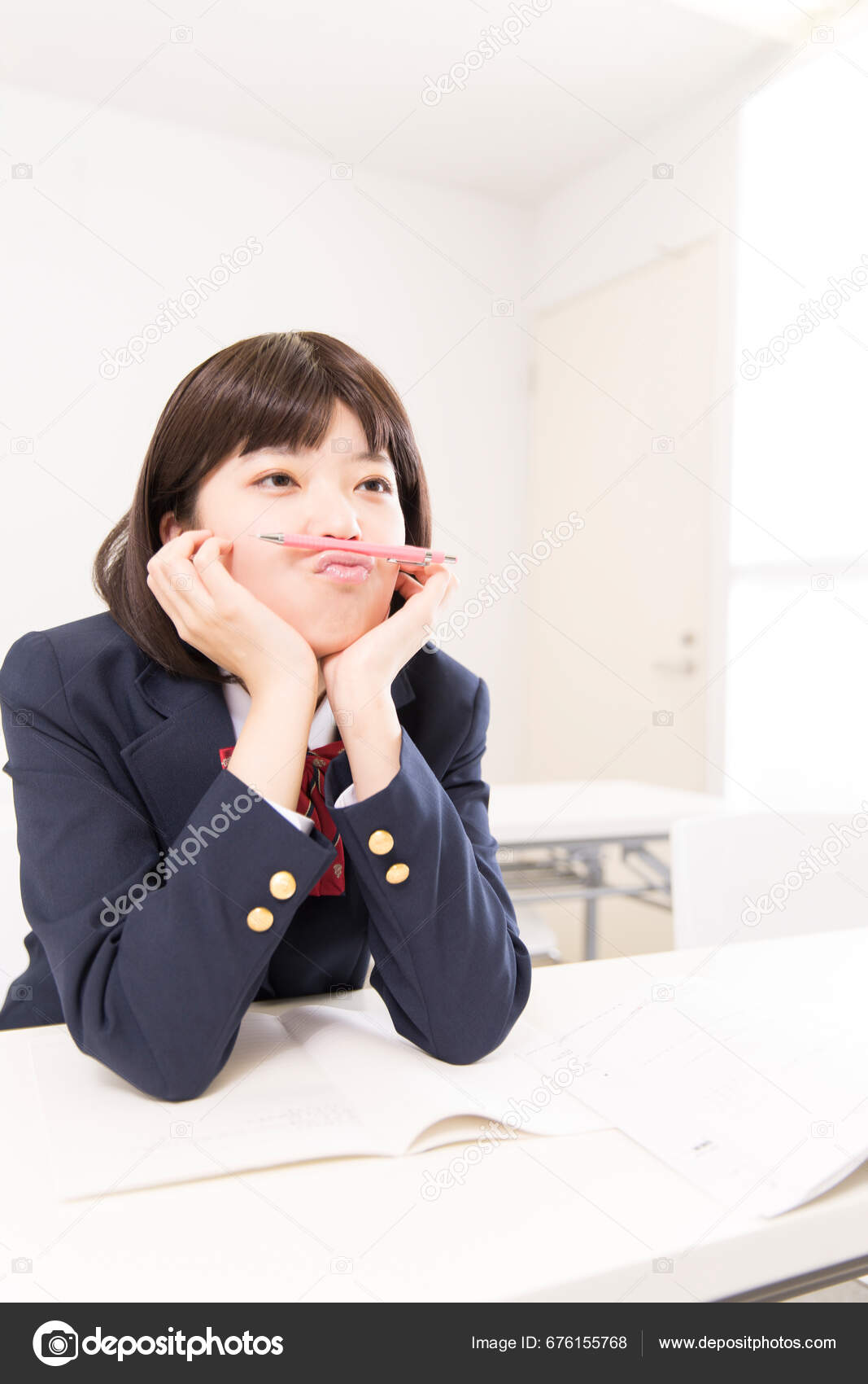 Asian Woman Student Learning University — Stock Photo © Paylessimages ...