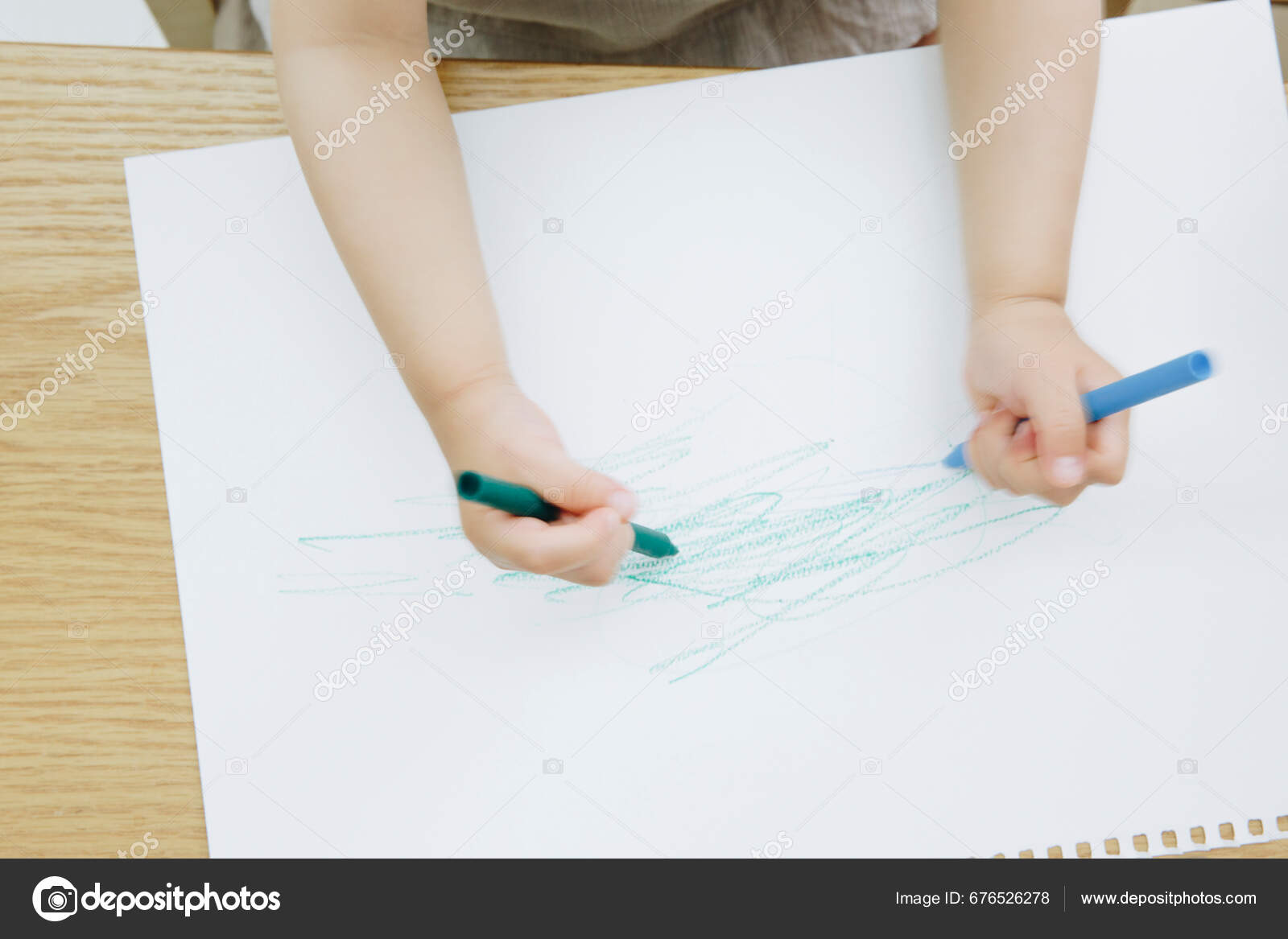 Little Boy Drawing Paper — Stock Photo © Paylessimages #676526278