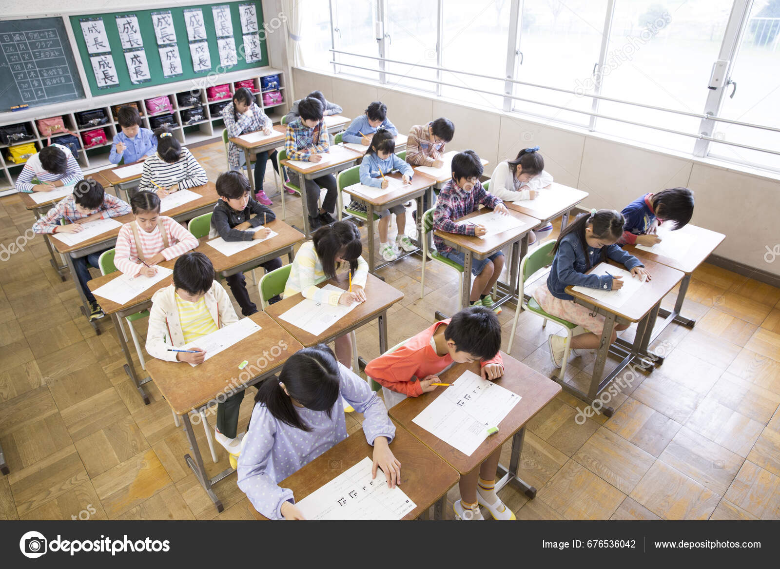 Japanese Elementary Students Writing Classroom Education Concept ...