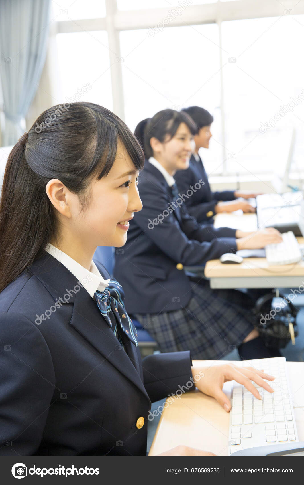 Young Japanese Students Working Computer Class — Stock Photo ...