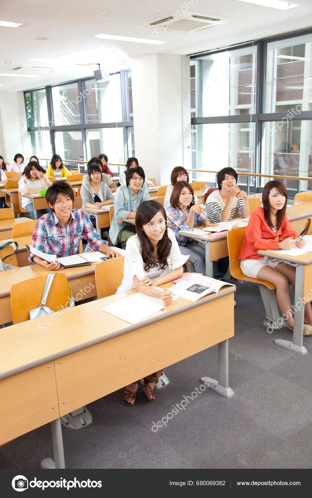 Asian Students University Classroom — Stock Photo © Paylessimages ...