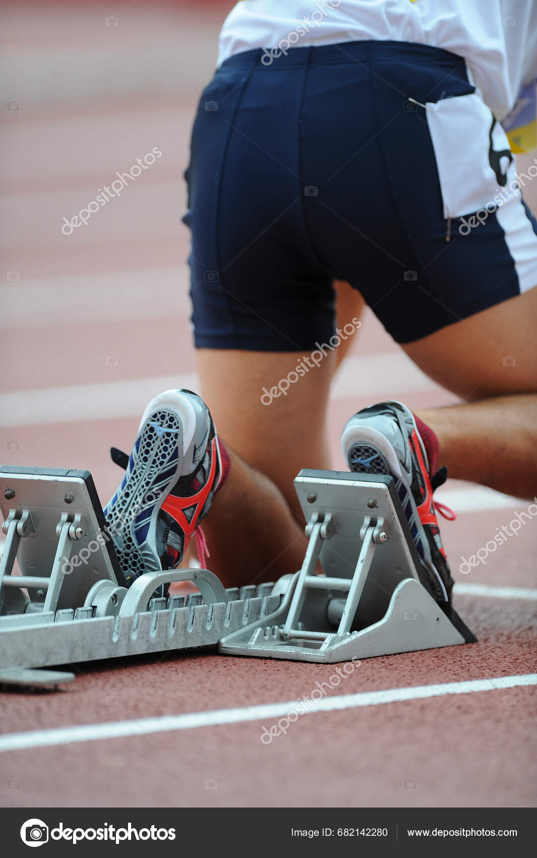Male Runner Legs Running Shoes Track Closeup View — Stock Editorial ...