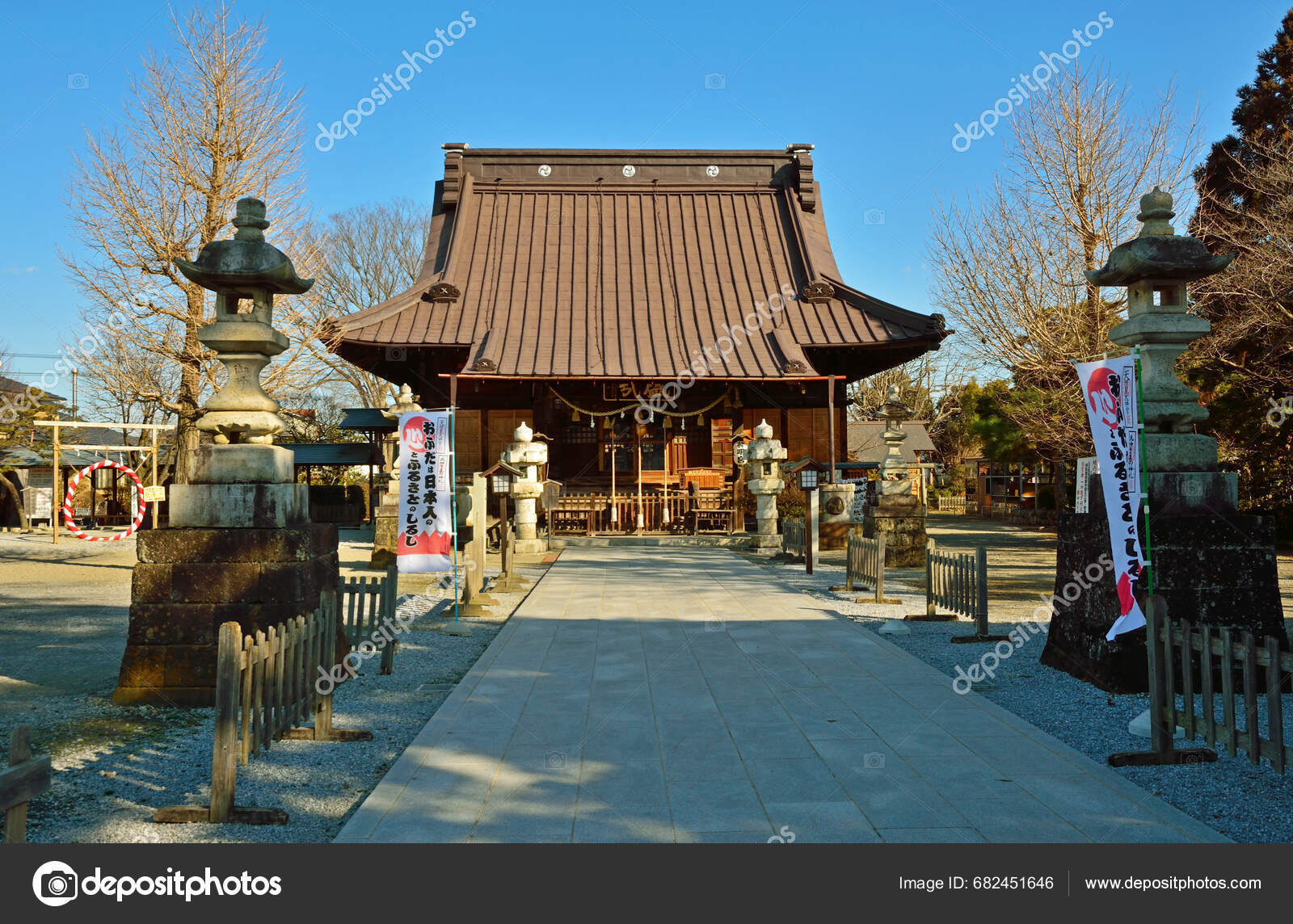 Breathtaking Scene Ancient Japanese Shrine — Stock Editorial Photo ...