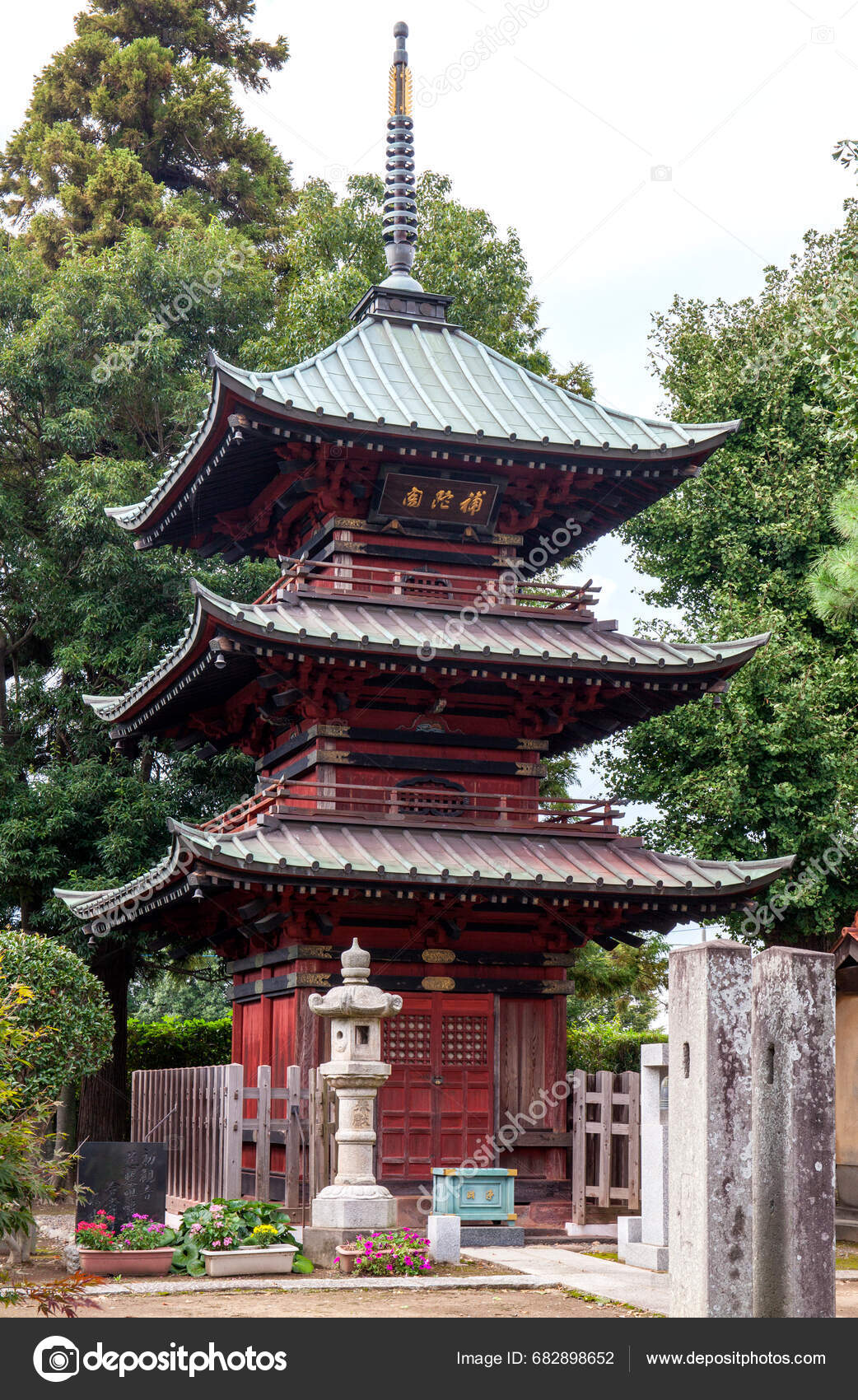View Temple Building Traditional Japanese Architecture — Stock Photo ...