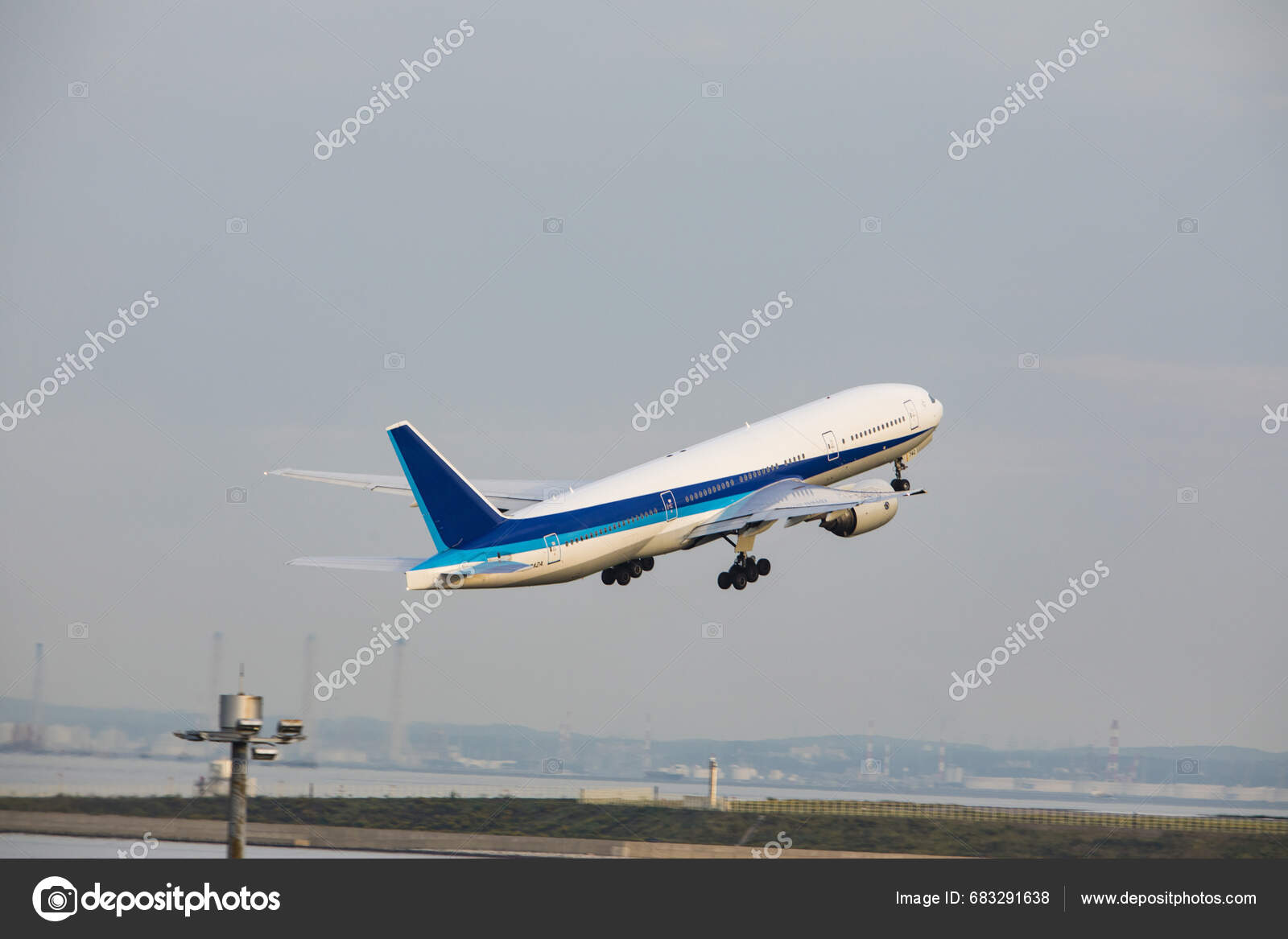 Airplane Boeing Flying Sky Background — Stock Editorial Photo ...