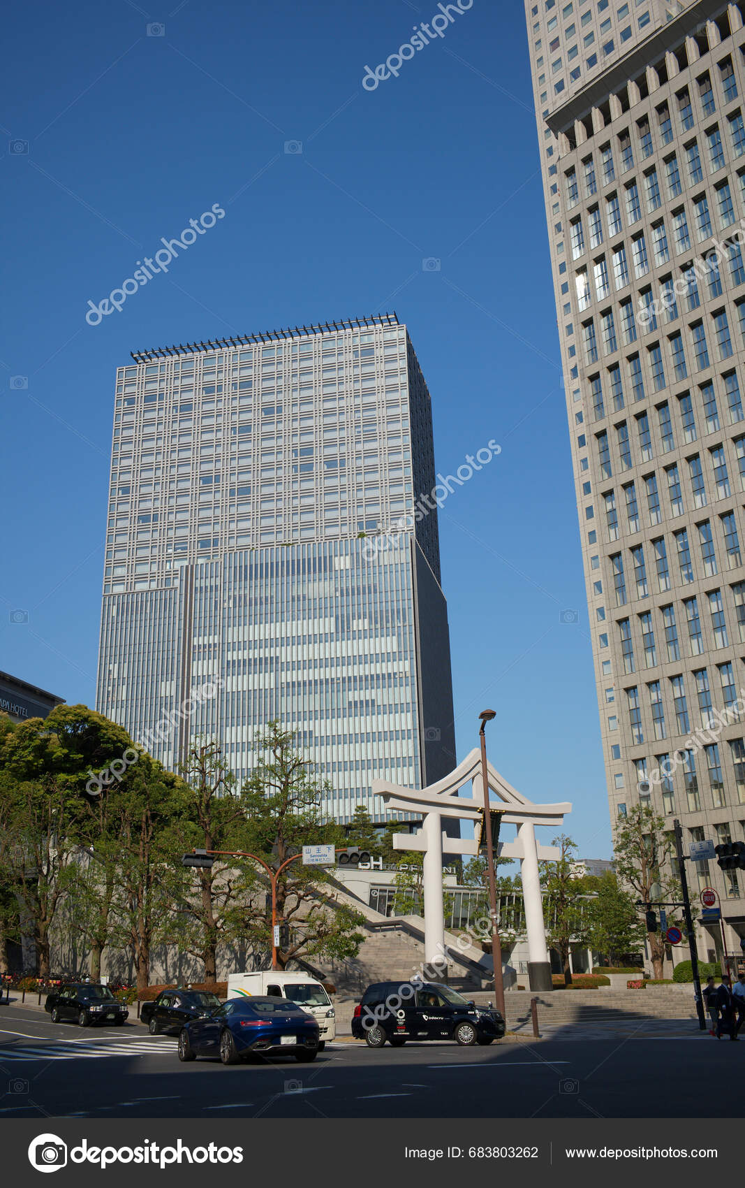 High Rise Buildings Blue Sky Tokyo Japan – Stock Editorial Photo ...