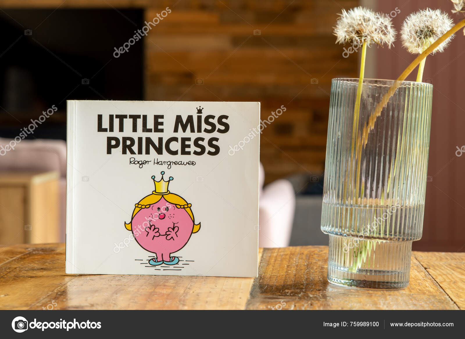 Devon Little Miss Princess Book Roger Hargreaves Little Miss Princess ...