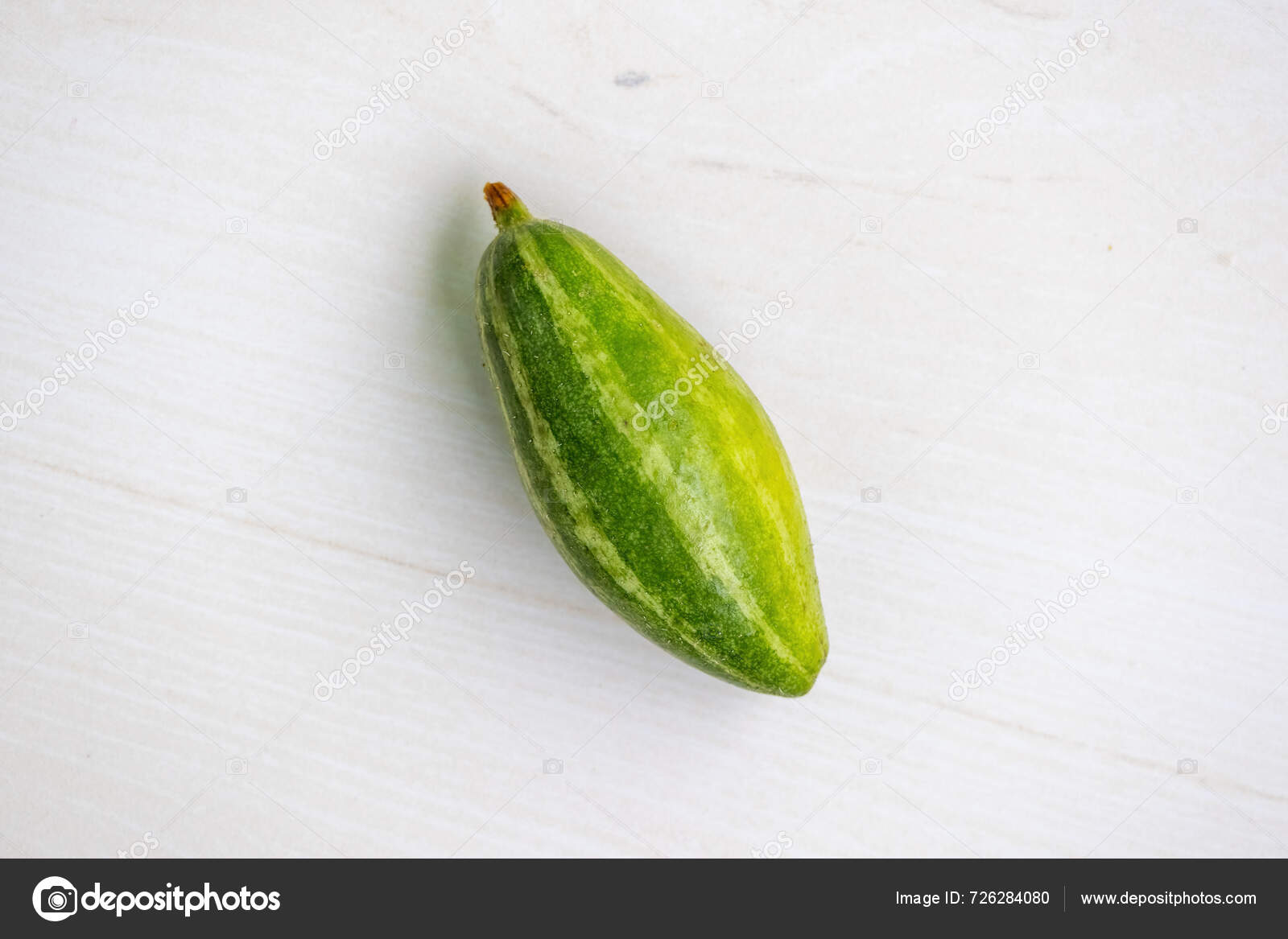 Fresh Green Vegetable Pointed Gourd Trichosanthes Dioica Isolated Light ...