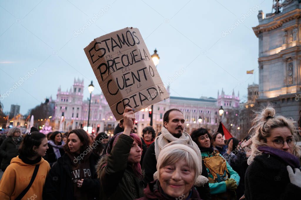 Varias mujeres protestan durante la manifestación del 8M en el Día ...