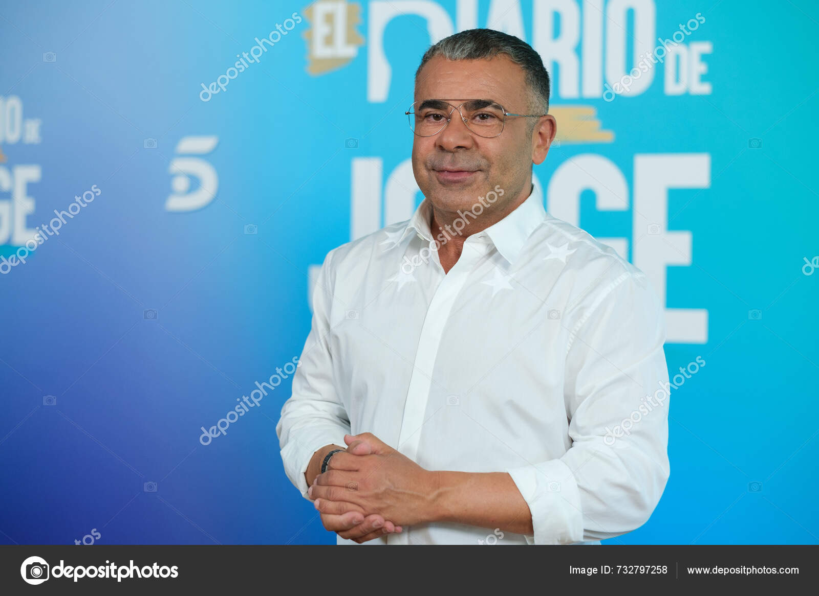 Jorge Javier Vázquez Posa Durante Presentación Del Programa Televisión ...