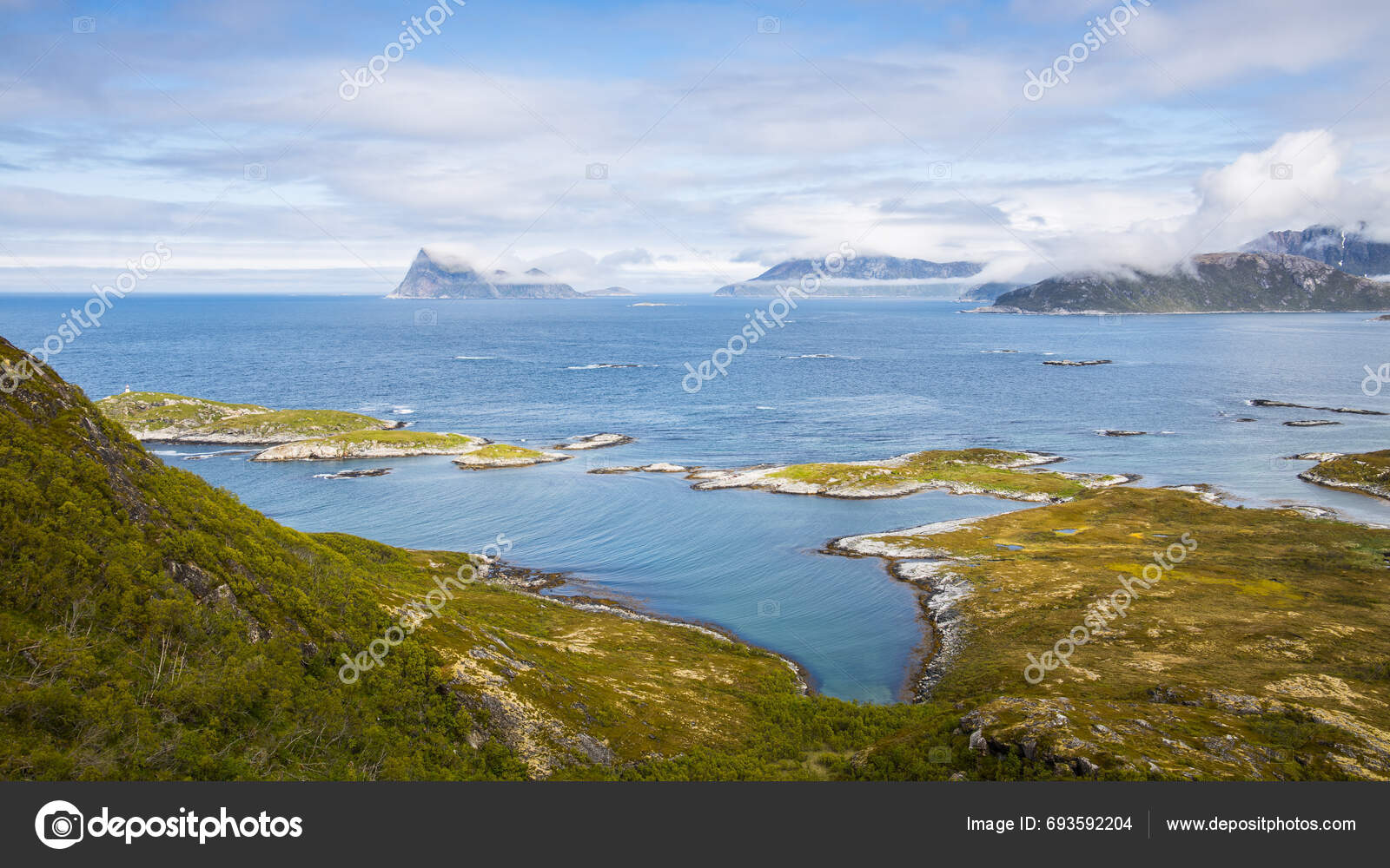 Sommaroy Norway Idyllic Tourist Destination Lofoten Islands Senja ...