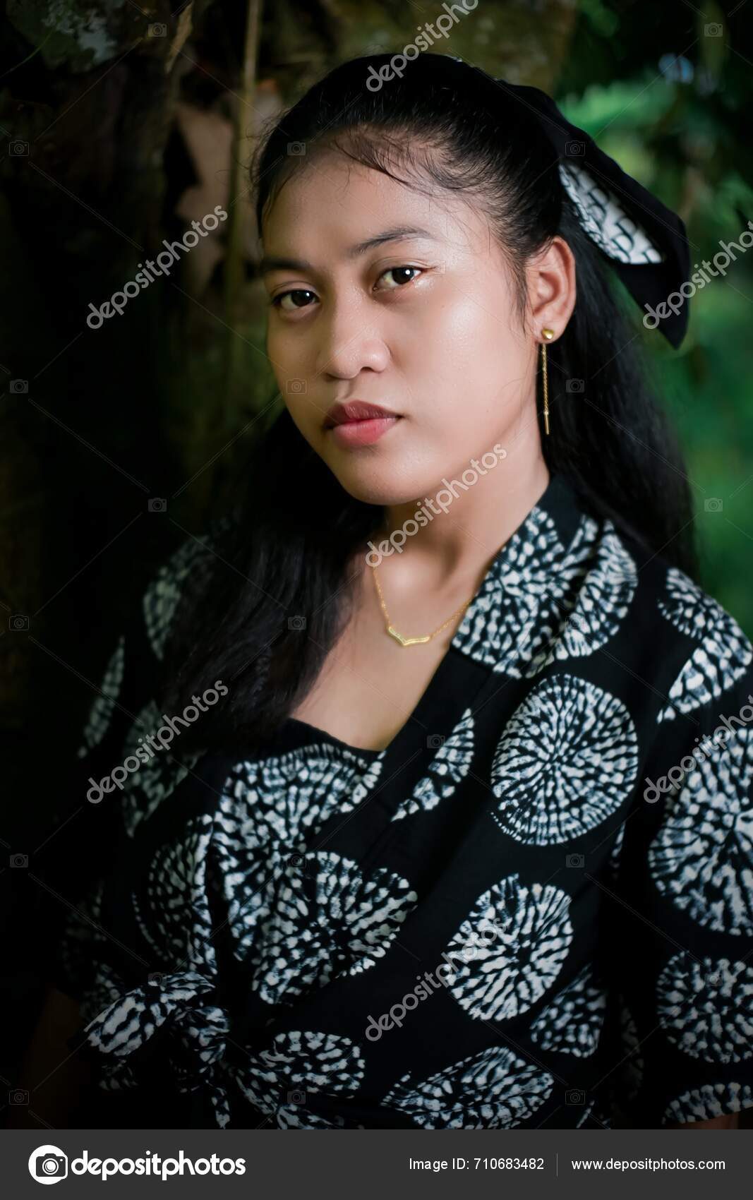 Young Girl Model Typical Indonesian Face Park — Stock Photo © revy ...
