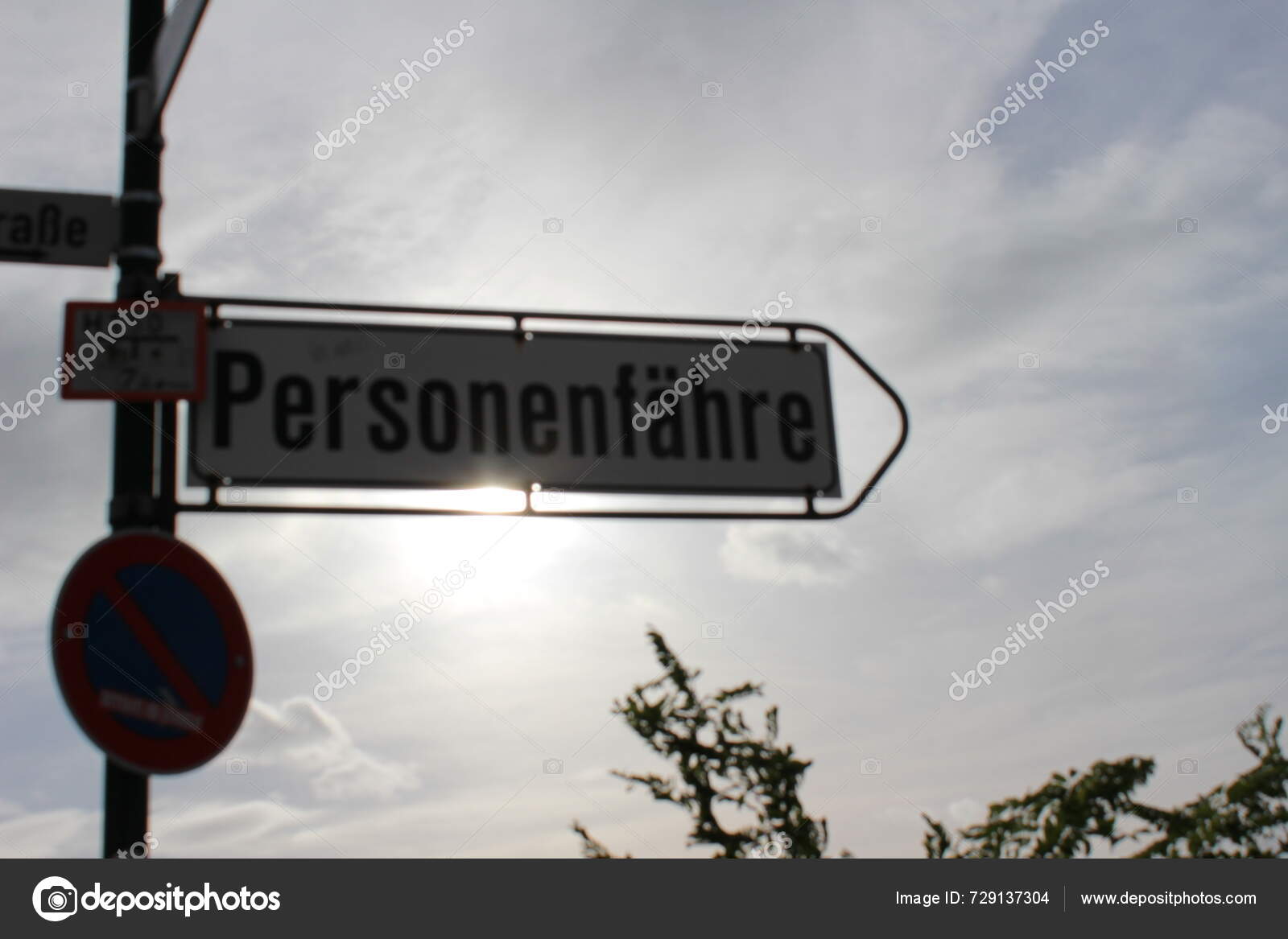 Passenger Ferry Sign Backdrop Dusky Afternoon Hazy Clouds Weak Sunshine ...
