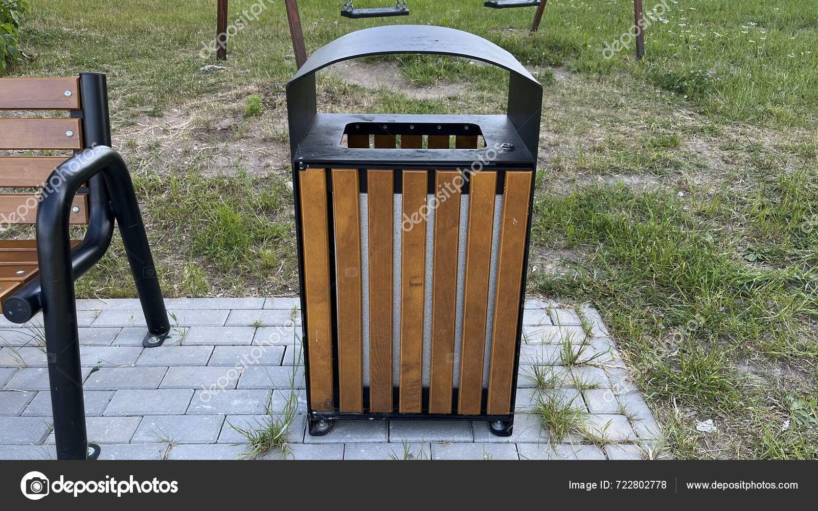 Kaunas Lithuania May 2024 Modern Trash Can Wooden Bench Park — Stock ...