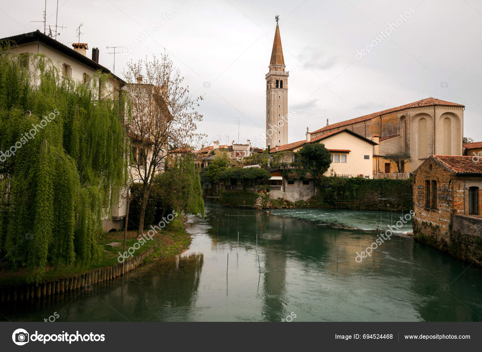 Sacile Town Livenza River Centre Town Chatedral Duomo San Nicol — Stock ...
