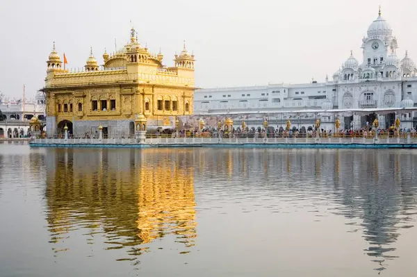 Illuminated Golden Temple Also Known Harimandir Granth Sahib Sacred ...
