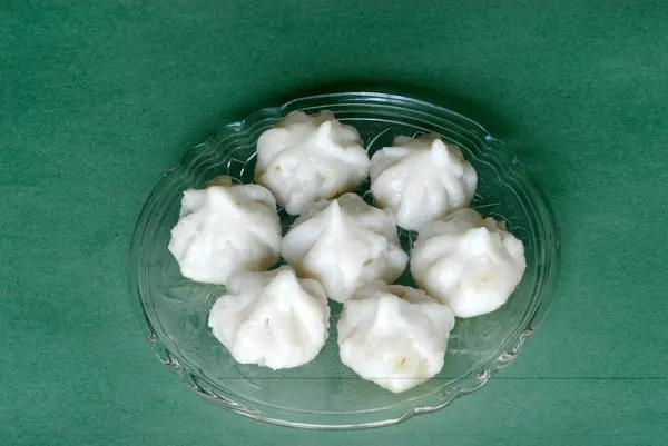 Frozen chicken dumplings Stock Photos, Royalty Free Frozen chicken ...