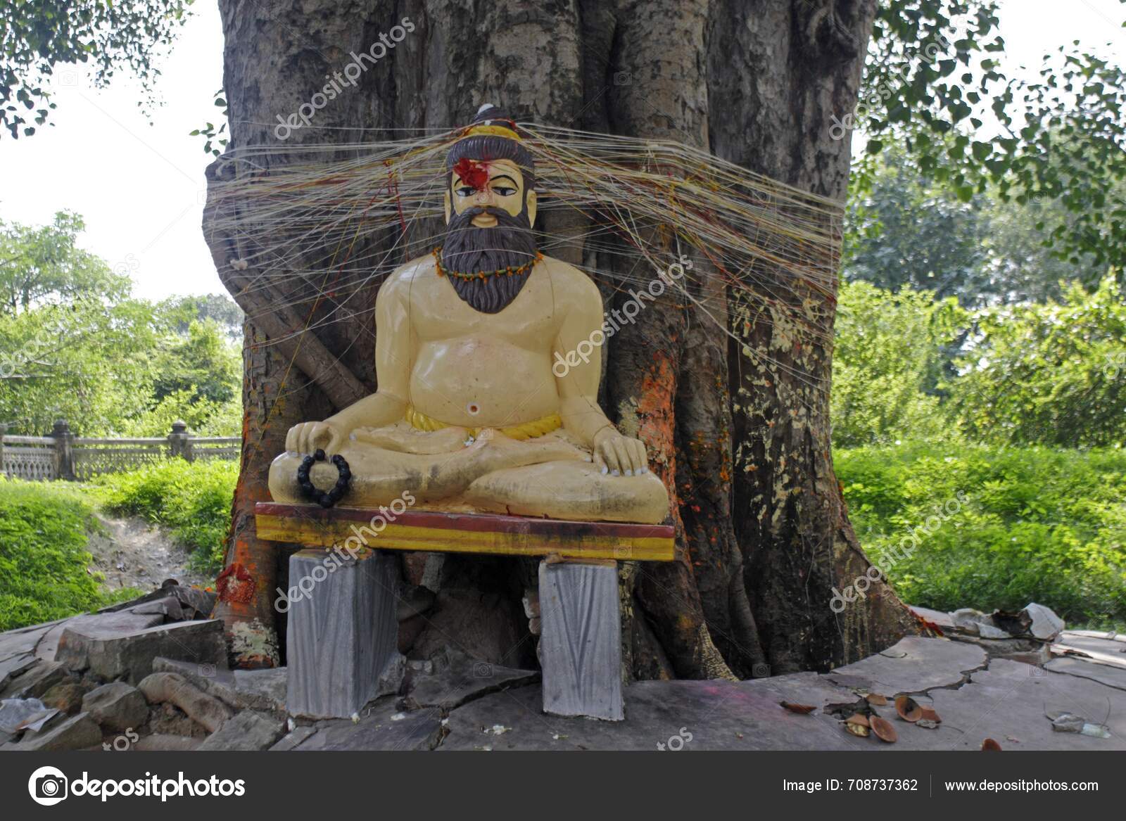 Idol Valmiki Rushi Bhu Varansi Uttar Pradesh India — Stock Photo © xyz ...