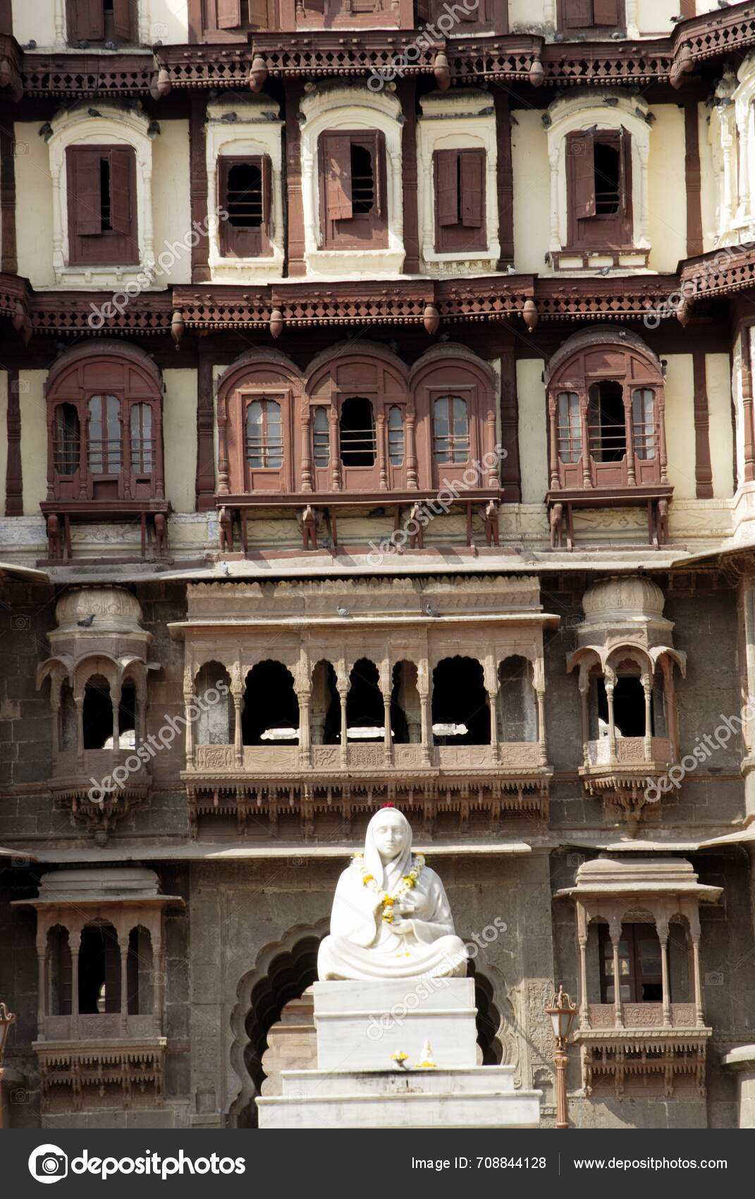 Rajwada Holkar Palace Statue Devi Ahilya Bai Holkar Indore Madhya ...