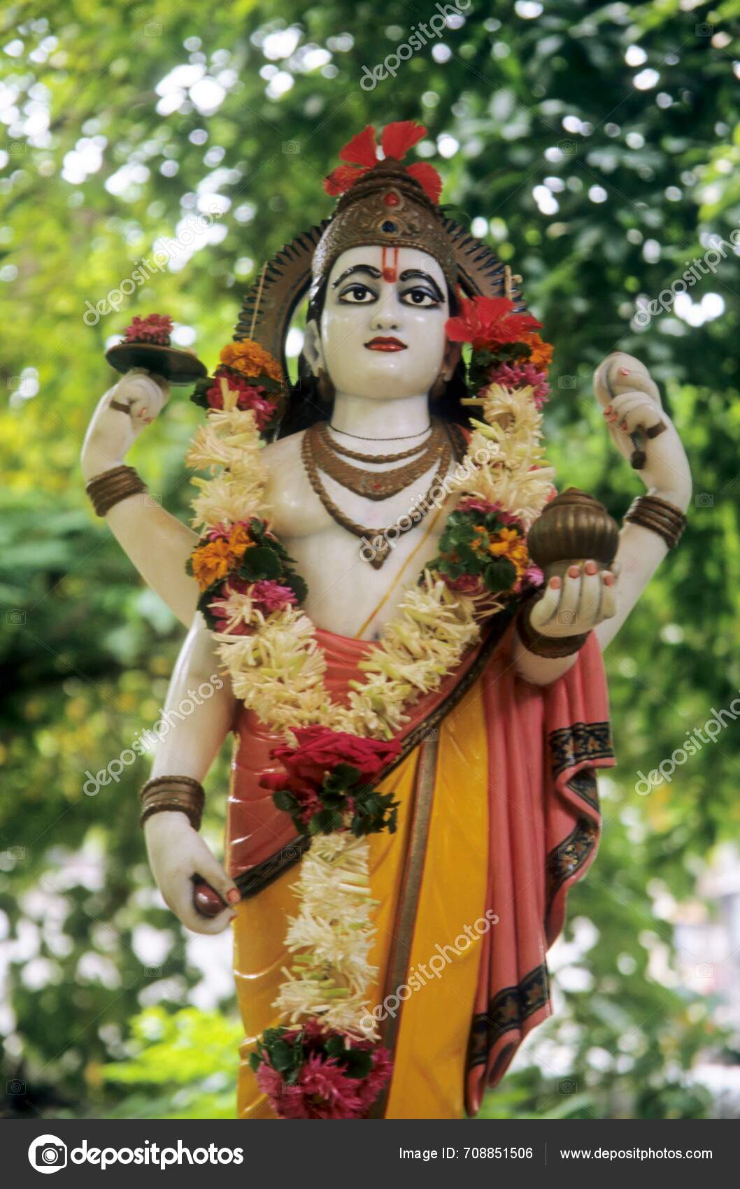 Statue Dhanvantari God Ayurveda — Stock Editorial Photo © xyz fotos ...