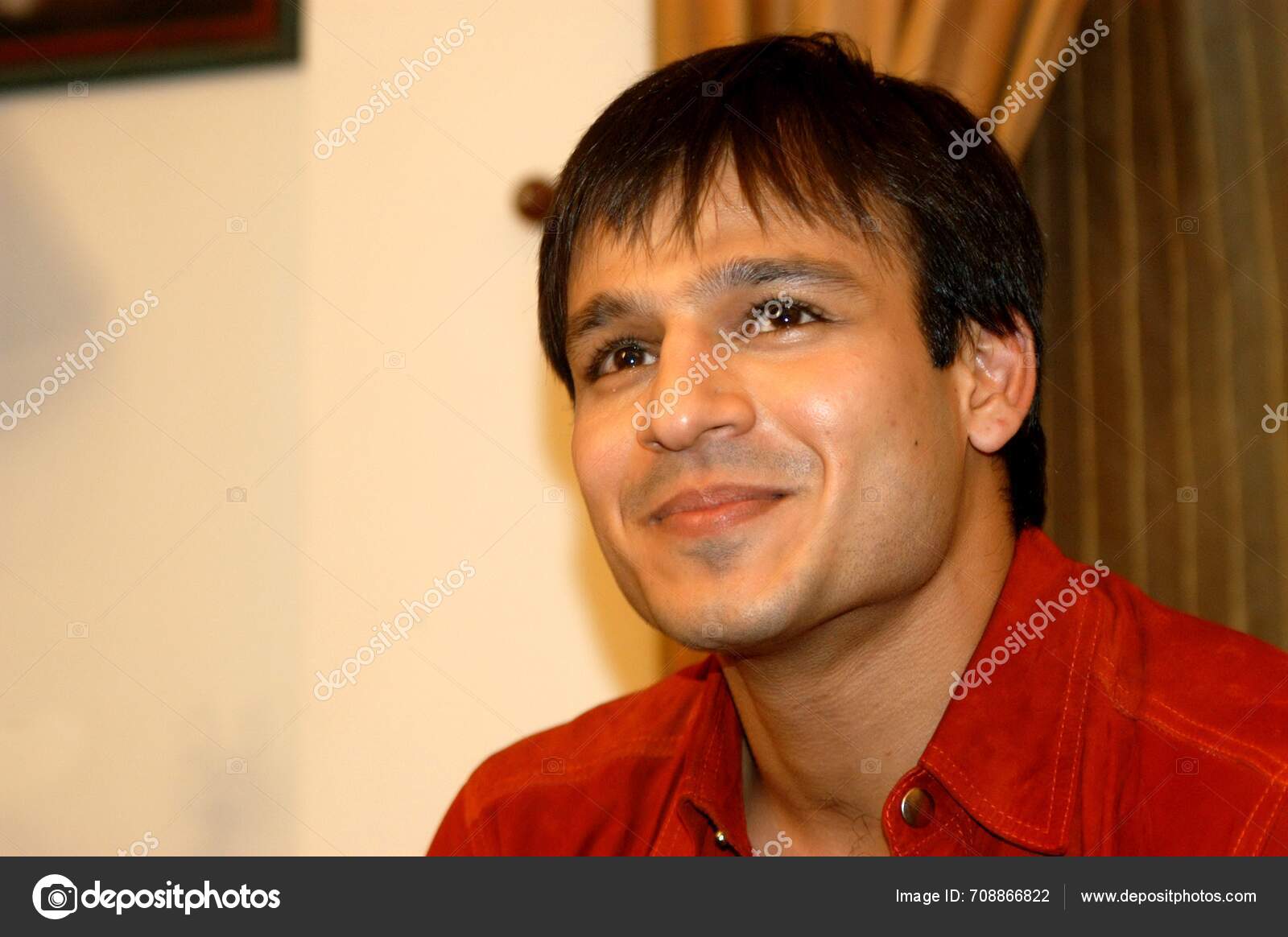 Indian Film Personality Vivek Oberoi Smiling Press Conference Bombay ... Indian Film Personality Vivek Oberoi Smiling Press Conference Bombay ...
