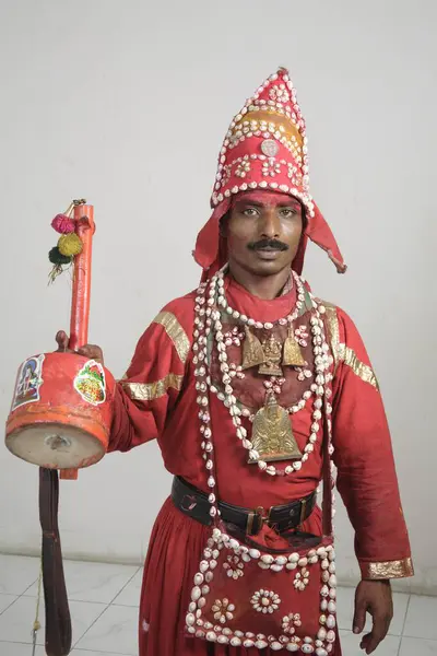 19,771,950 imagens de Indian wizard sem royalties | Depositphotos